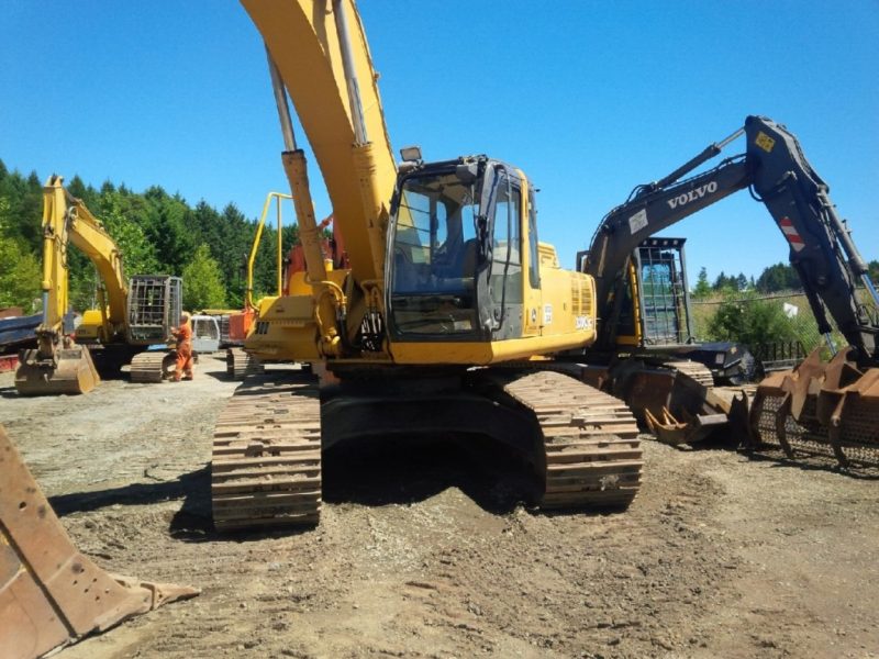 Excavator Salvage Parts - Salvaged Excavators, JD & Hitachi Parts