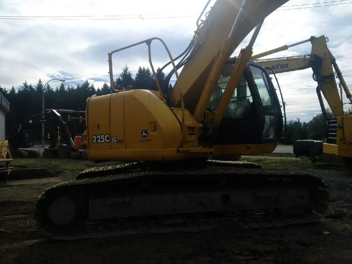John Deere 225C LC RTS Excavator Parts | VI Equipment