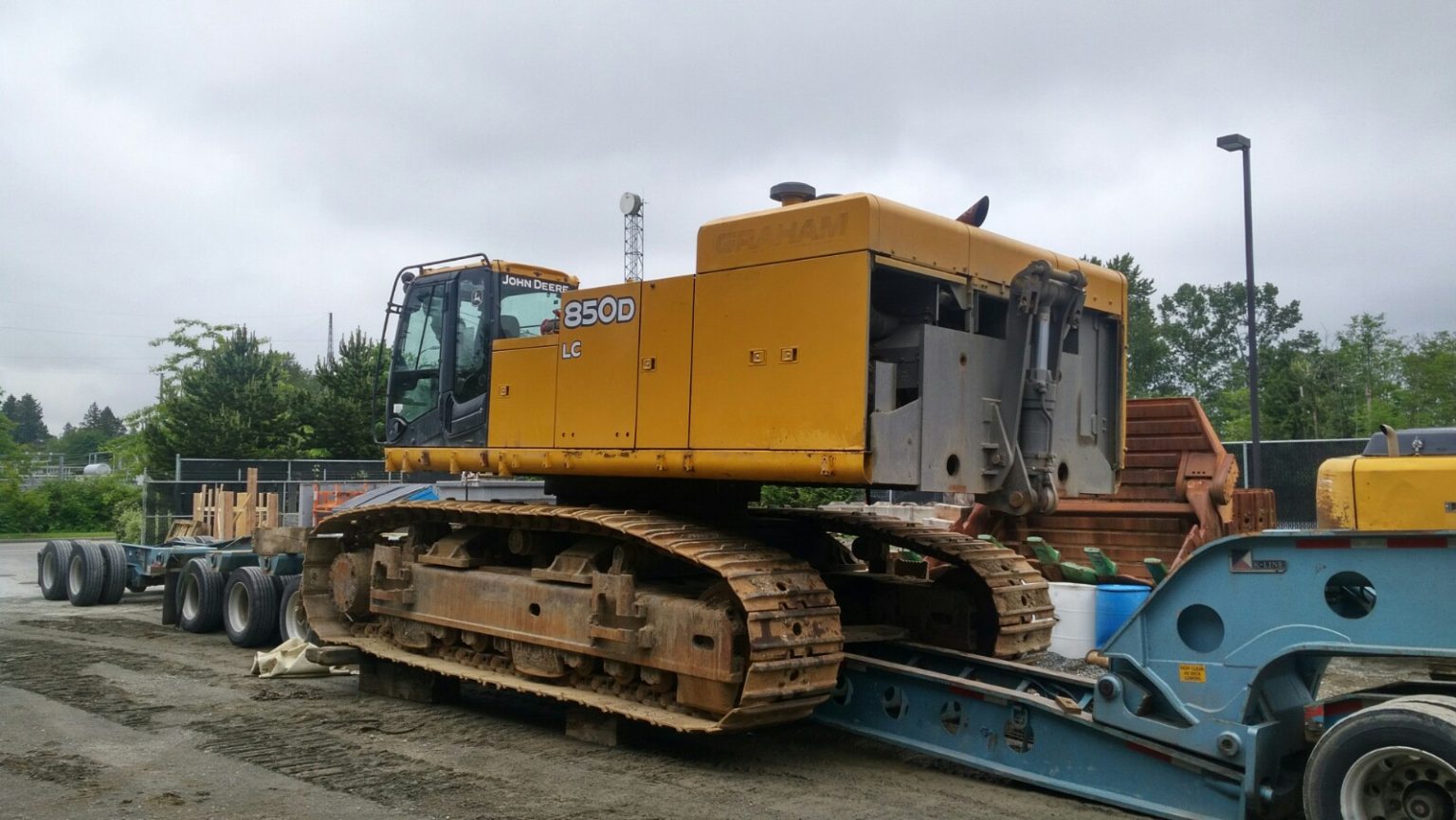 John Deere 850D LC Excavator Parts | VI Equipment Ltd.